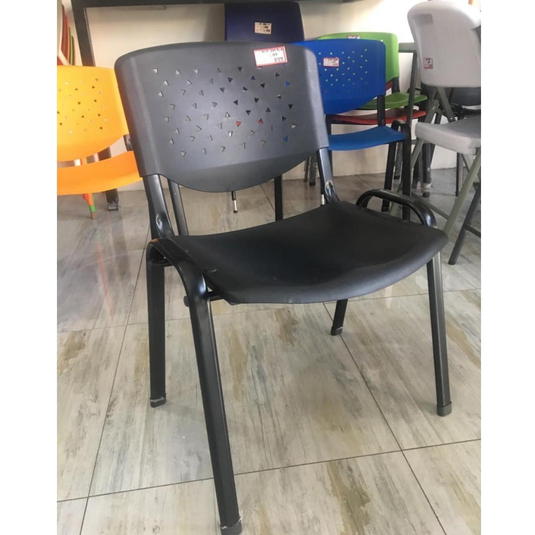 Ergodynamic VCP-205 Stackable Plastic Stackable Plastic Visitor's Chair ...
