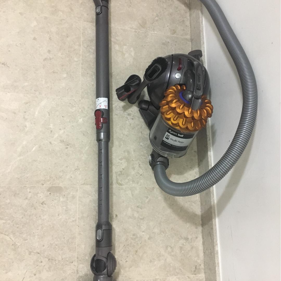Dyson DC47 multi-floor vacuum, TV & Home Appliances, Vacuum Cleaner ...