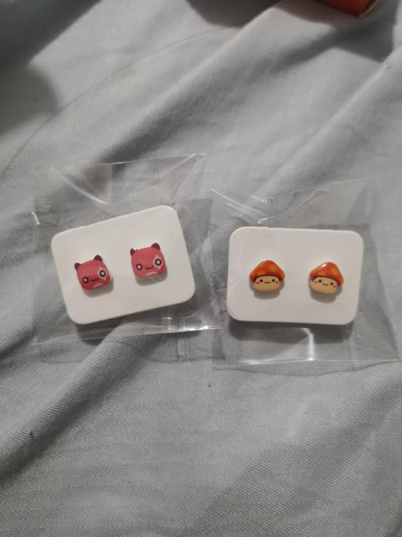 Maplestory earrings, Women's Fashion, Jewelry & Organisers, Earrings on ...