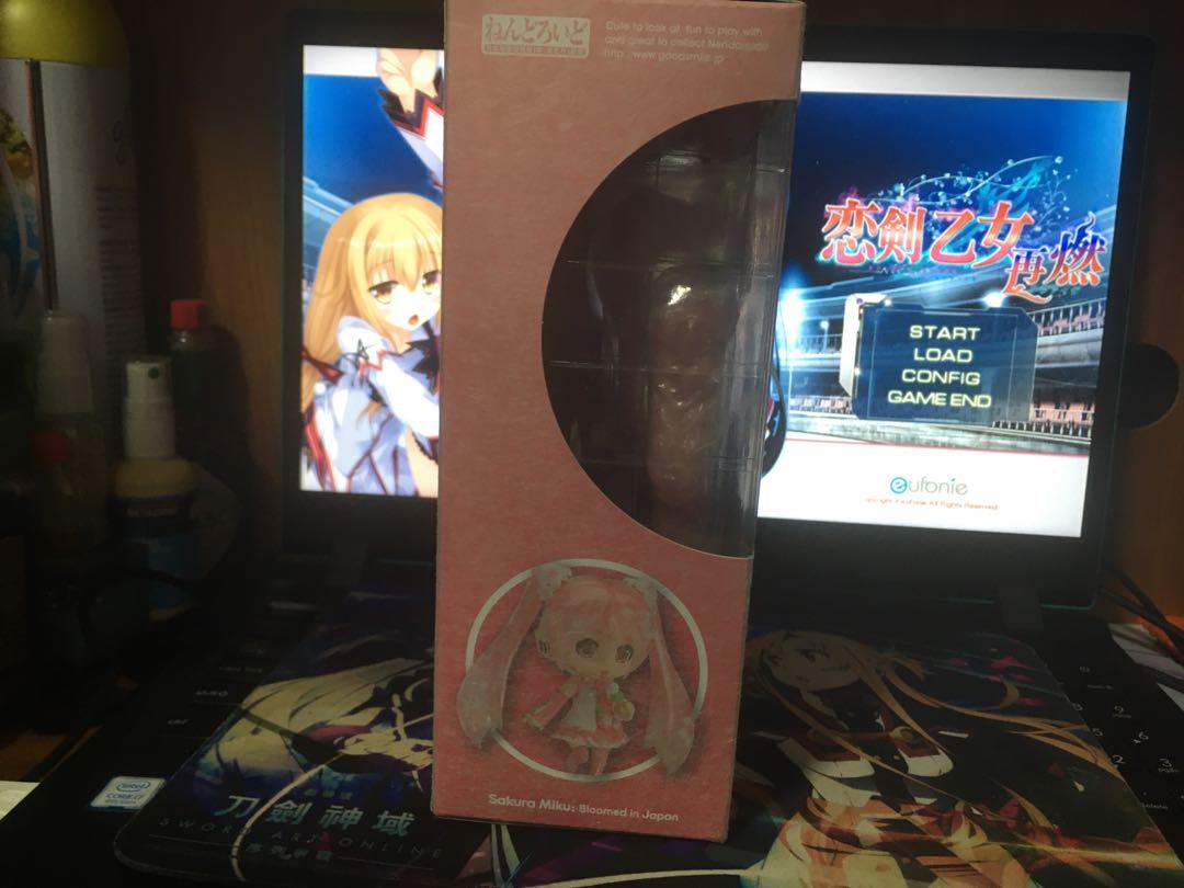 Nendoroid 500 Sakura Miku: Bloomed in Japan, Toys & Games, Bricks ...