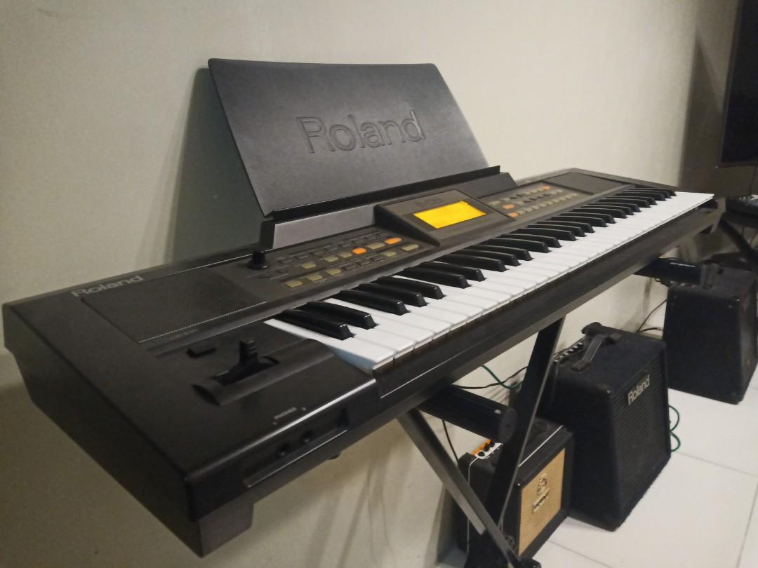 ROLAND E-09 Arranger Keyboard + ROLAND KC-60 Amplifier + Bag Case ...