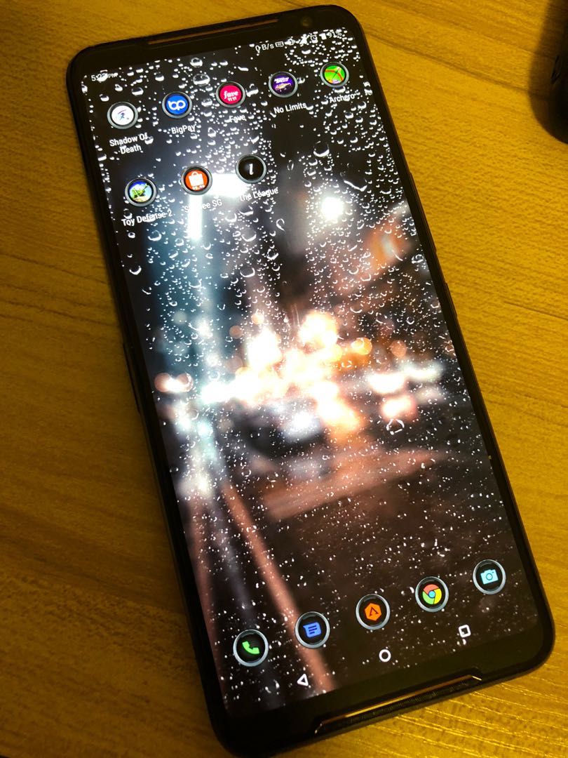 Asus ROG Phone 2 with full set + Asus ROG Lightning armor case, Mobile ...