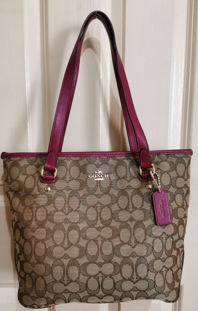 Coach Medium Tote Bag, Women's Fashion, Bags & Wallets, Tote Bags on ...