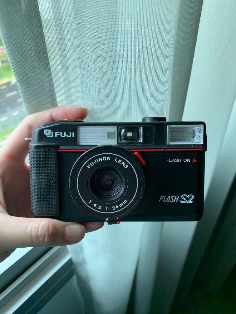 Vintage Fuji Flash S2 Film Camera, Photography, Cameras on Carousell