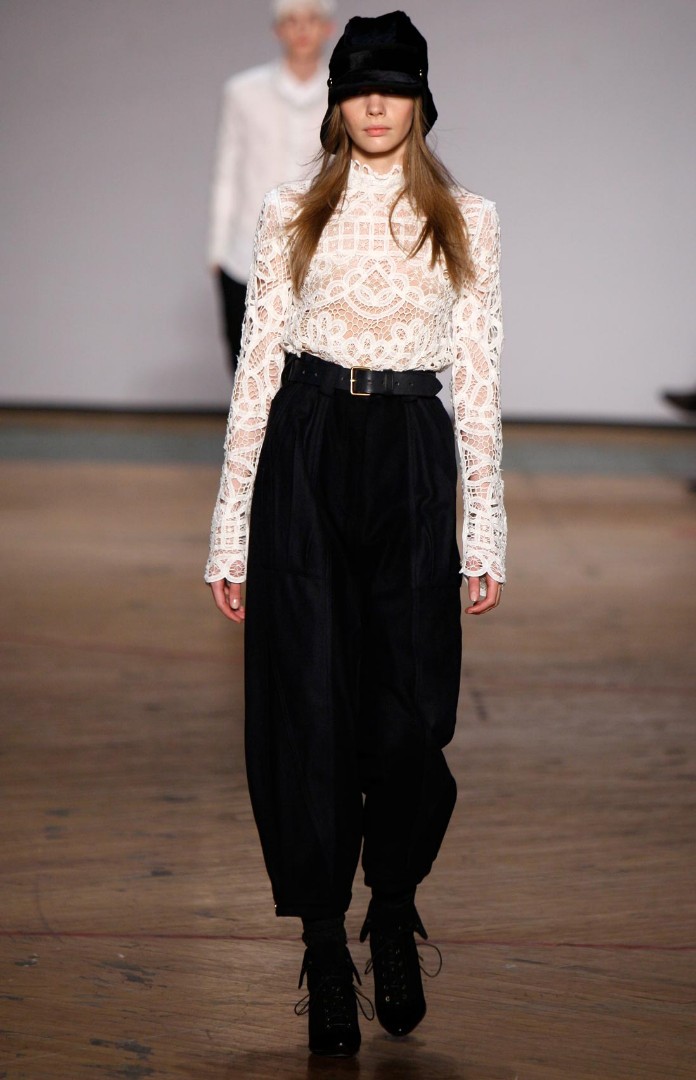 Marc Jacobs Runway blouse self portrait zara chanel gucci balenciaga ...