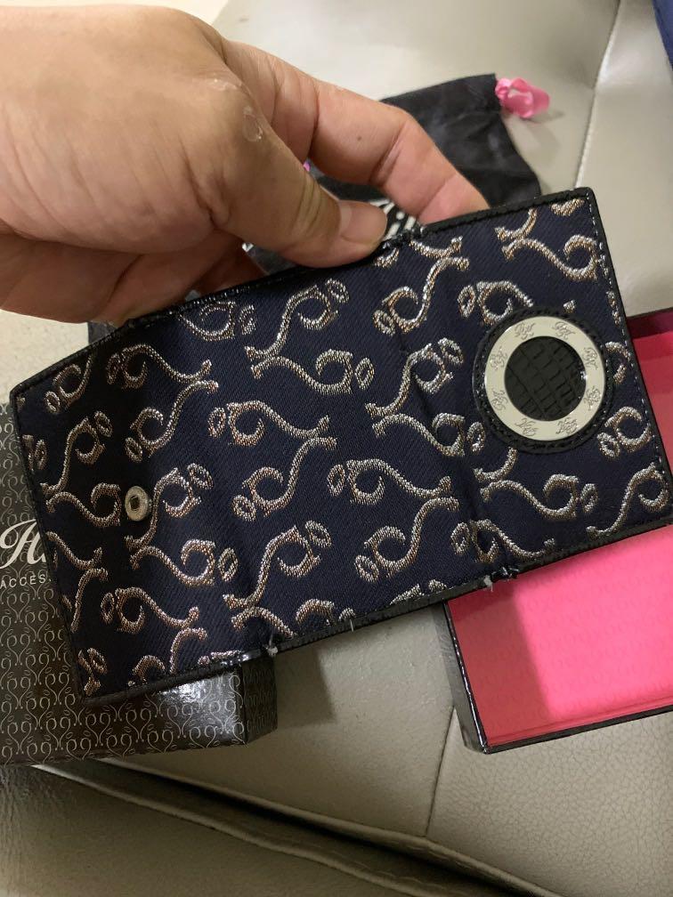 Paris Hilton Keypouch, Women's Fashion, Bags & Wallets, Purses ...