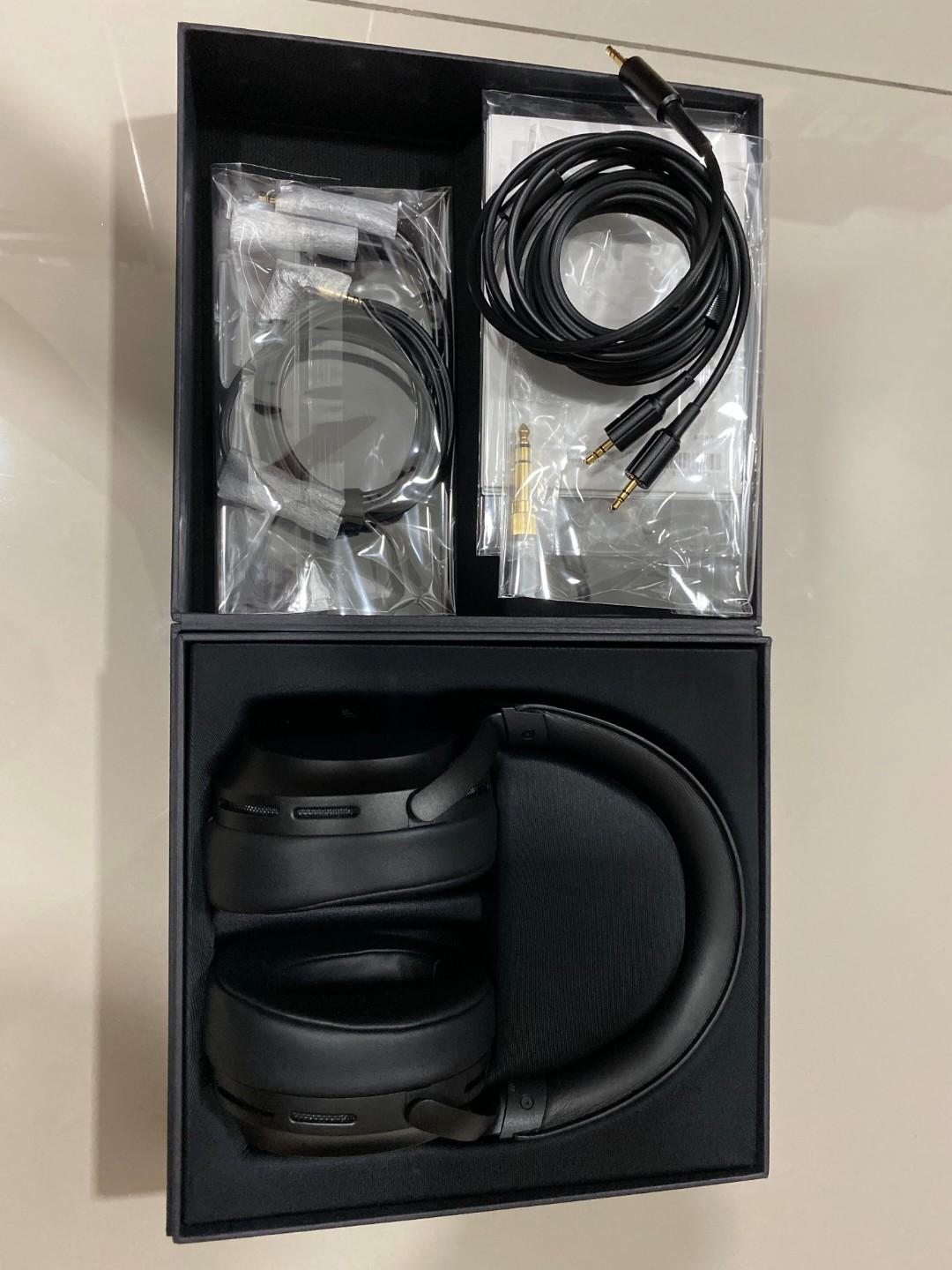 Sony MDR-Z7M2 Headphones, Audio, Headphones & Headsets on Carousell