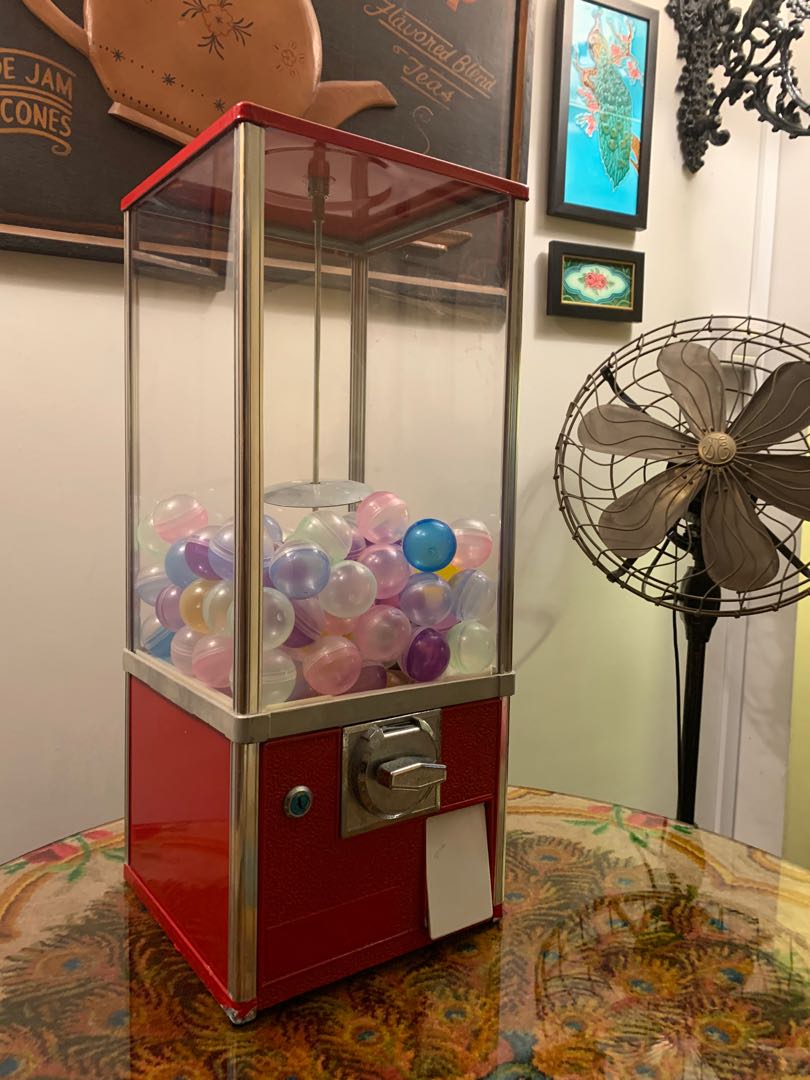 Toy Vending Machine, Hobbies & Toys, Memorabilia & Collectibles ...