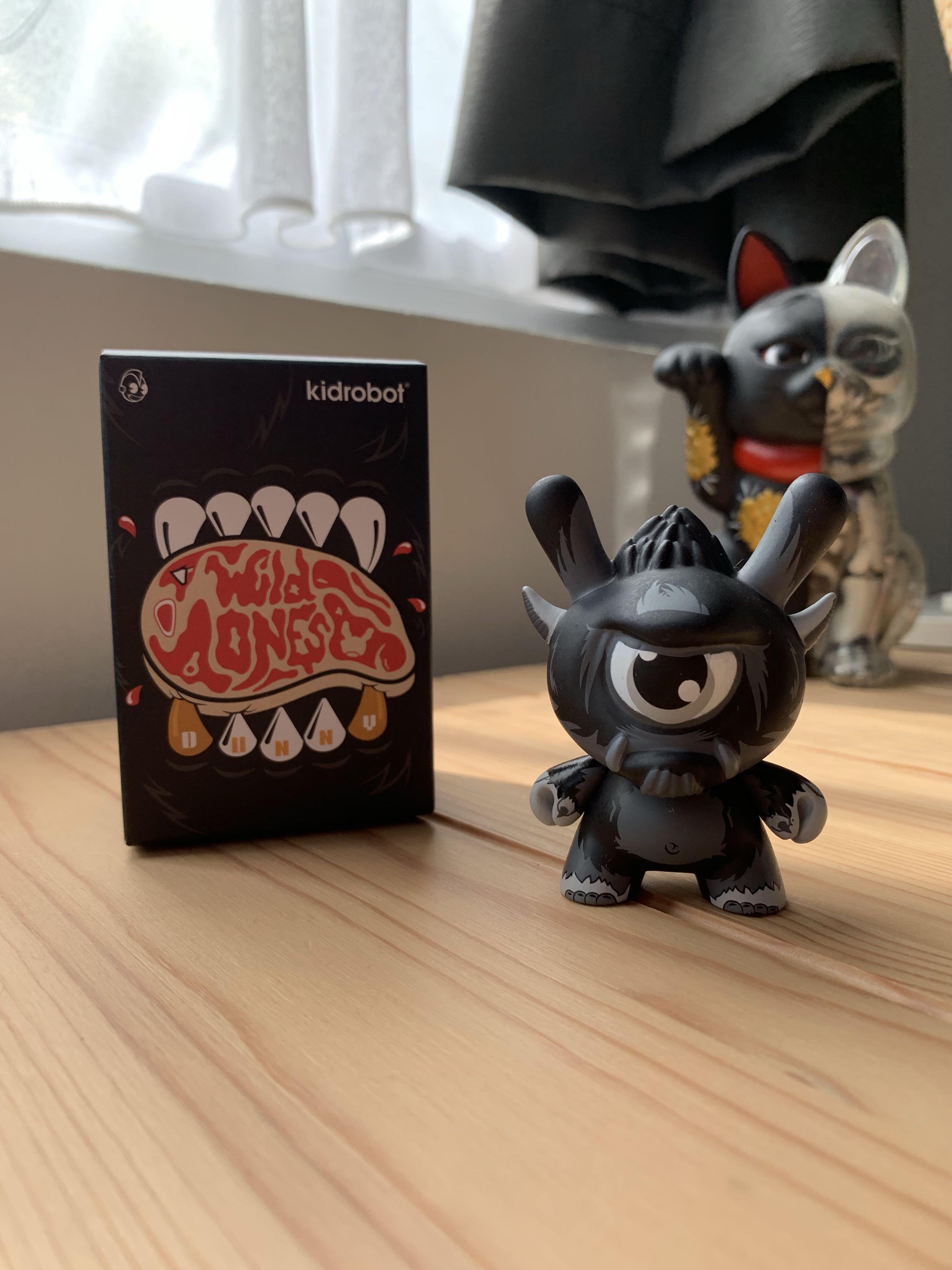 KIDROBOT Stroll Midnight Dunny Figure by Spanky Stokes - 1/48 ...