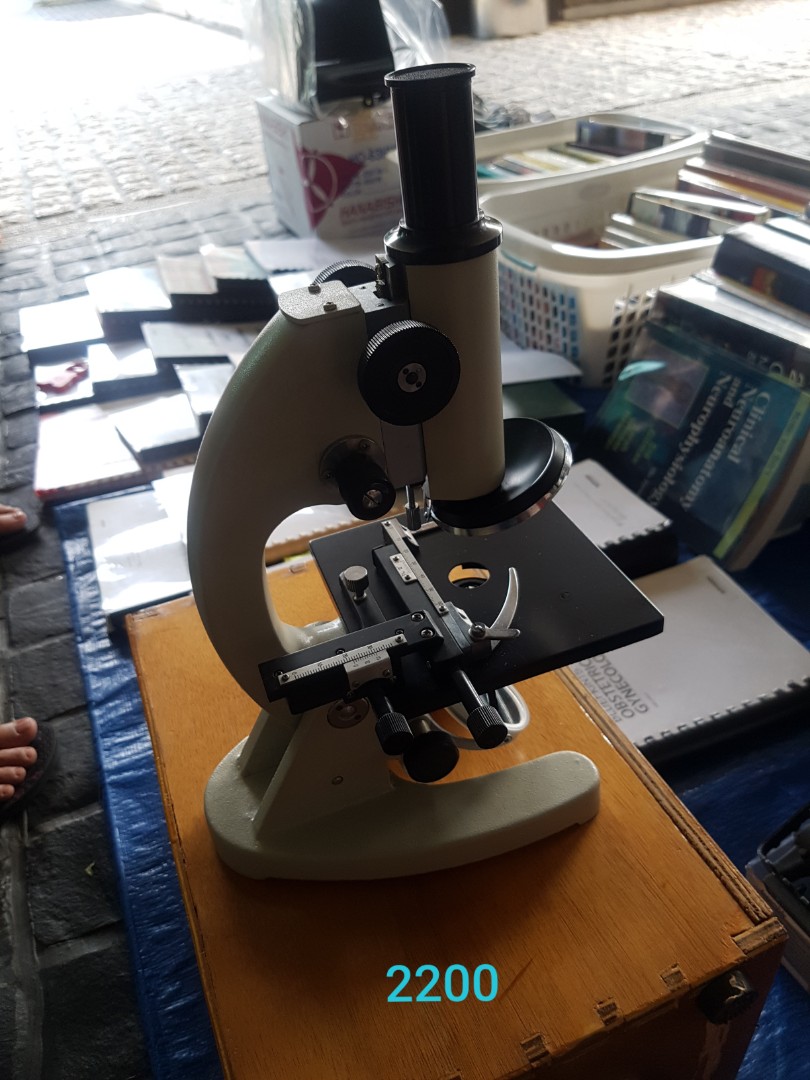Manual microscope for students, Everything Else, Others on Carousell