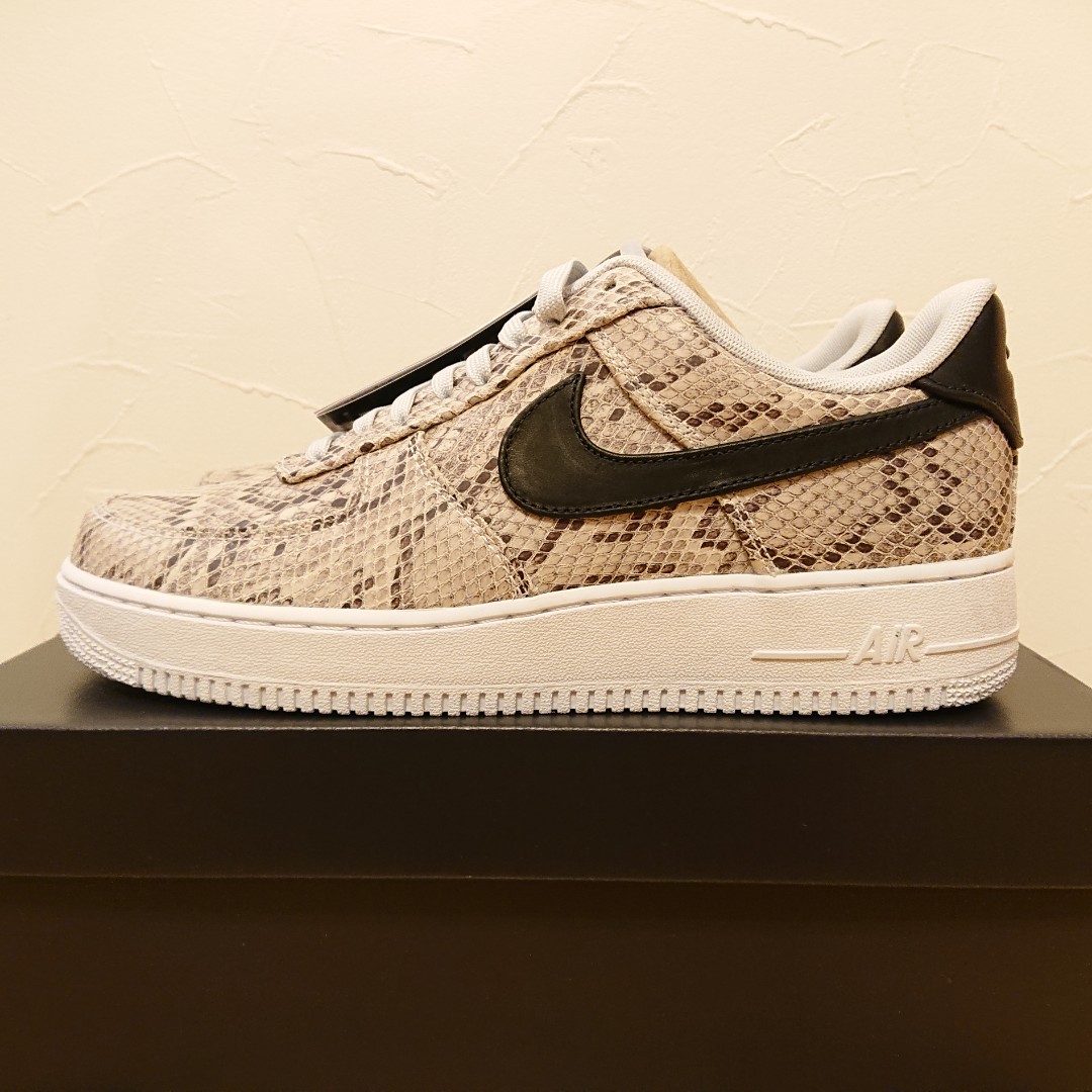 Nike Air Force 1 snake, 男裝, 男裝鞋 - Carousell