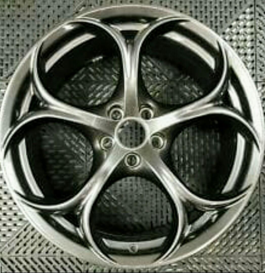 Alfa Romeo Giulia QV 19s Alloy Rims - 3-sets available, Car Accessories ...
