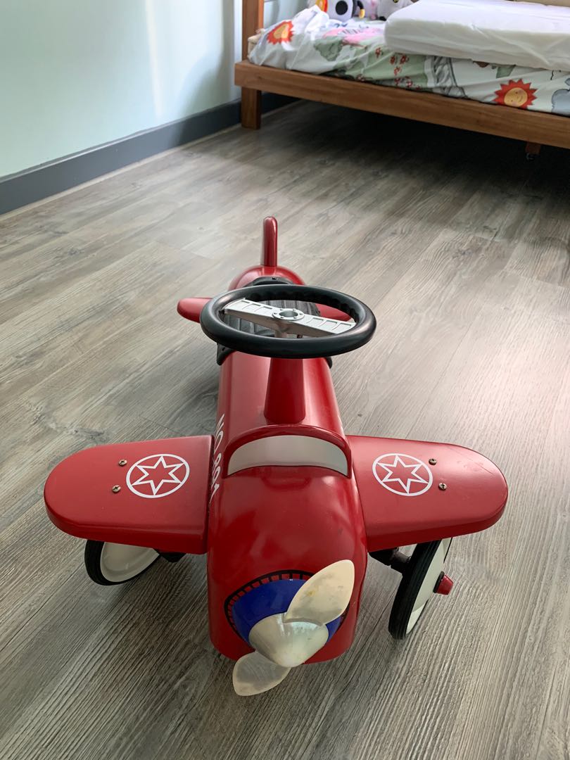 Red flyer plane, Hobbies & Toys, Toys & Games on Carousell