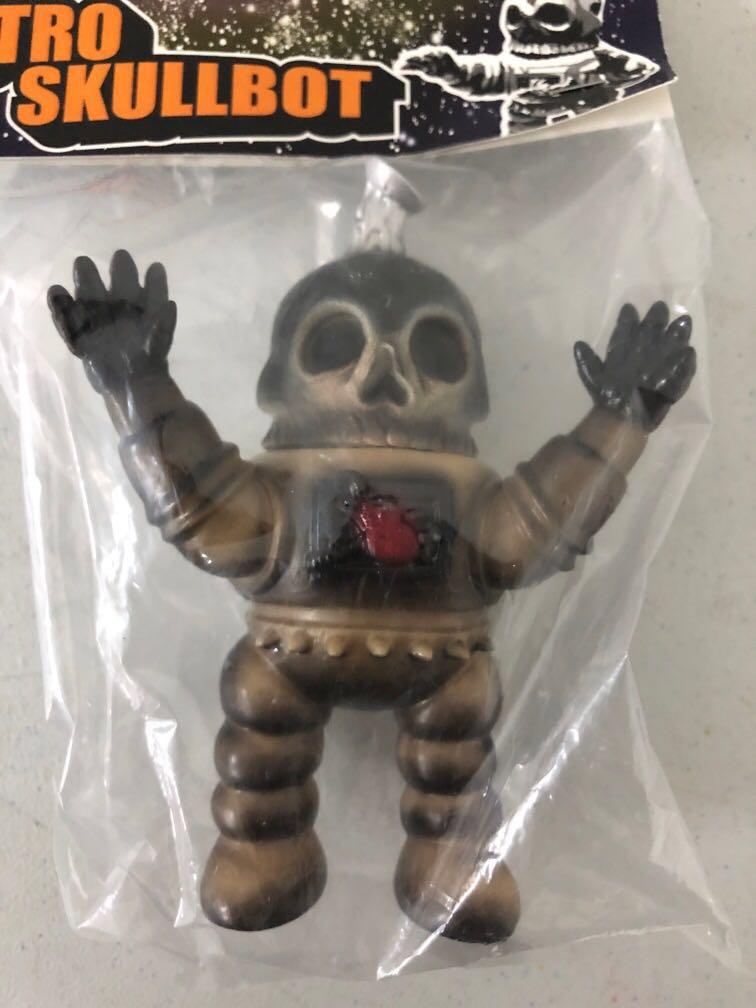 Astro Skullbot Gorilla One.up Made in Japan Kaiju sofubi, Hobbies ...