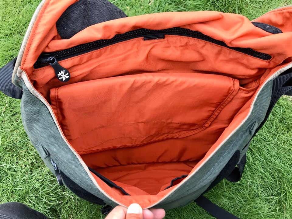 Authentic Crumpler Wack-O-Phone Padded Laptop Bag, Men's Fashion, Bags ...