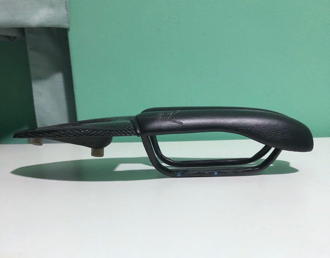 DASH TT saddle, Sports Equipment, Bicycles & Parts, Parts & Accessories ...