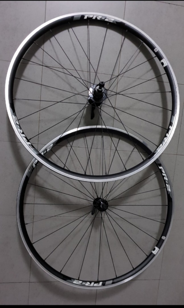 Giant wheels, Sports Equipment, Bicycles & Parts, Bicycles on Carousell