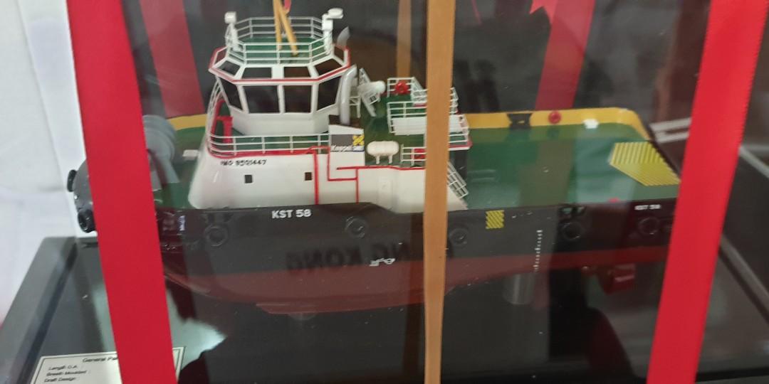 KEPPEL SMIT TUG BOAT MODEL, Hobbies & Toys, Memorabilia & Collectibles ...