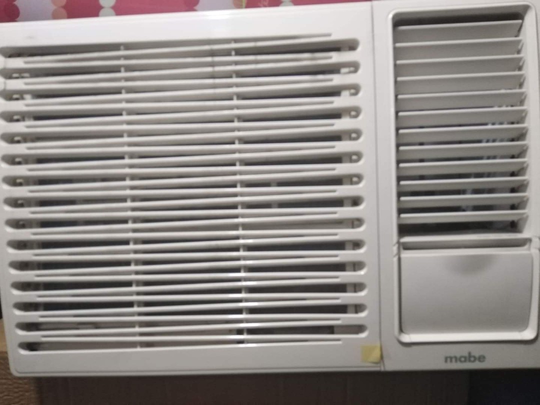 MABE 1.5 HP aircon, TV & Home Appliances, Air Conditioning and Heating ...