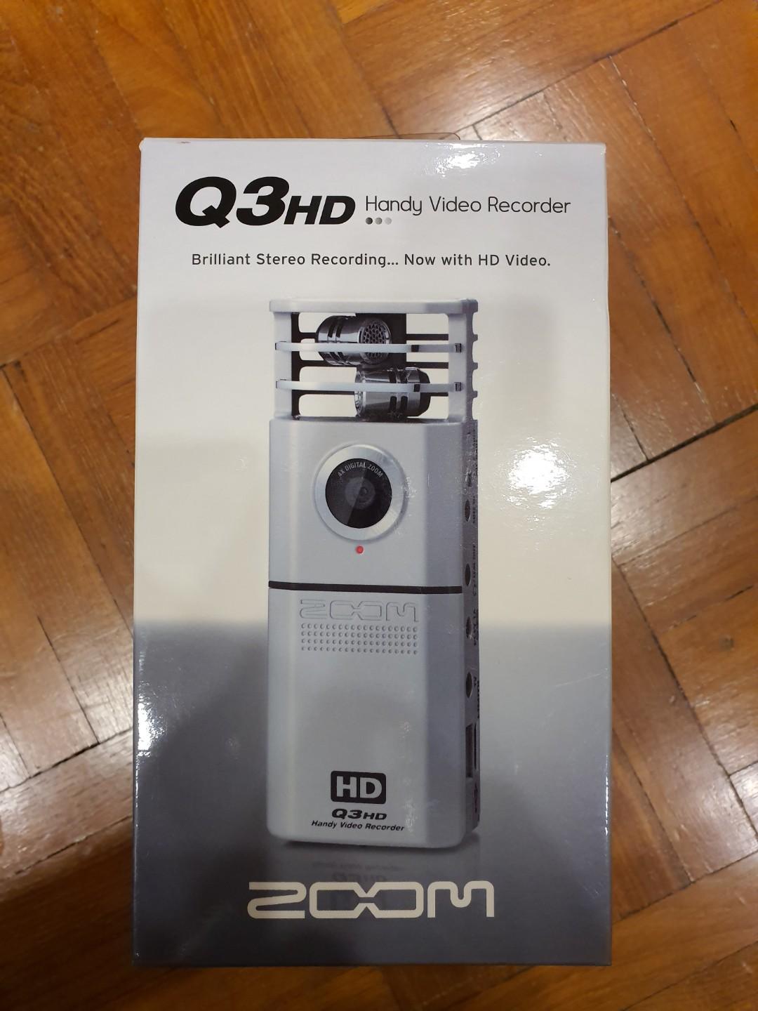 Zoom Q3 1080HD video recorder + stereo sound, Photography, Video Cameras on Carousell