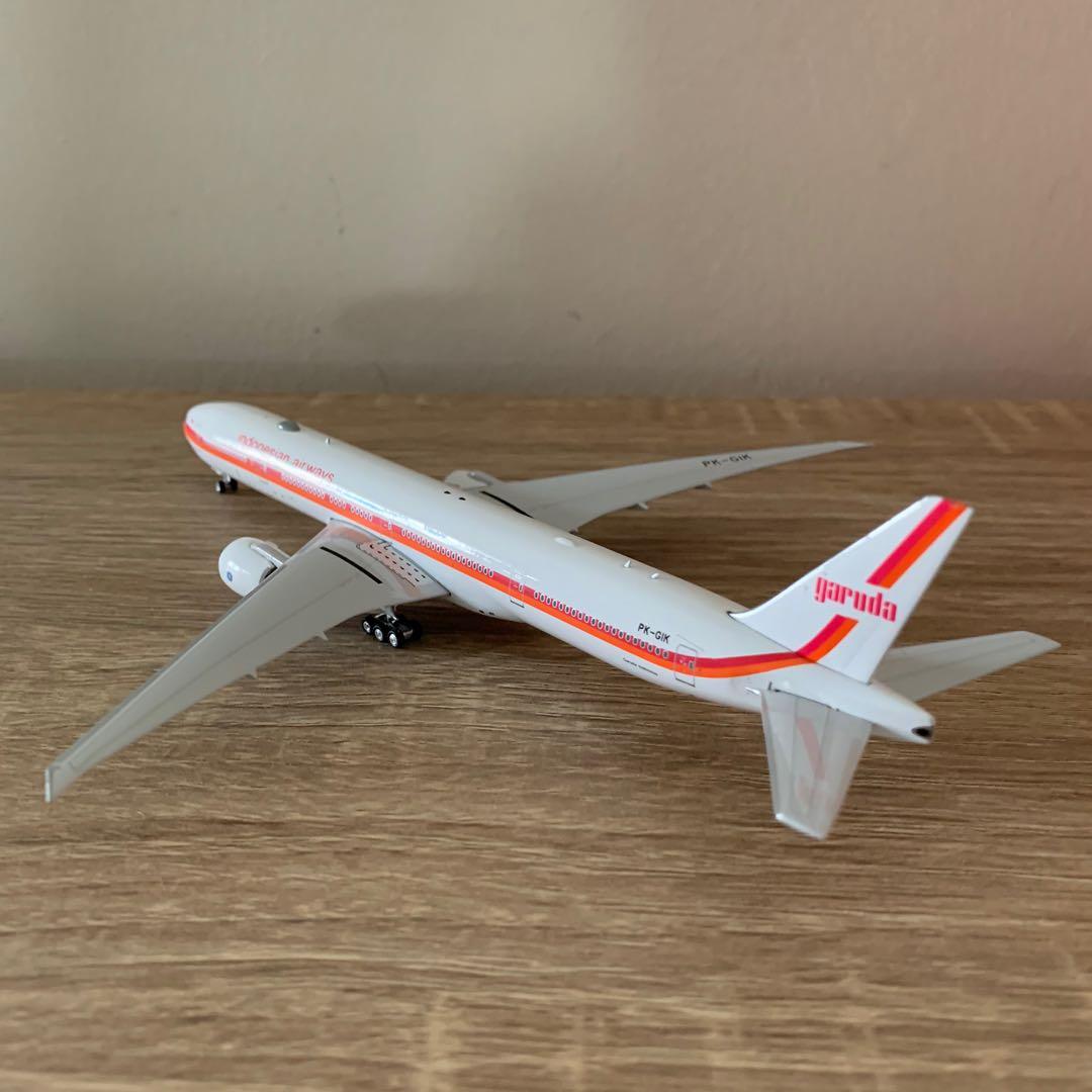 Phoenix 1:400 Garuda Indonesia Retro Livery Boeing 777-300ER ...