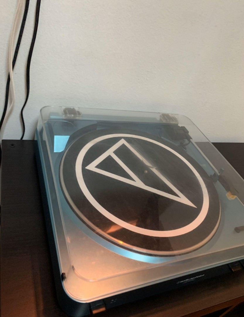 Audio technica LP60 turntable record player, Music & Media, CDs, DVDs ...