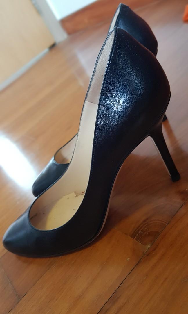 Black JC PUMPS for SALE, Women's Fashion, Footwear, Heels on Carousell