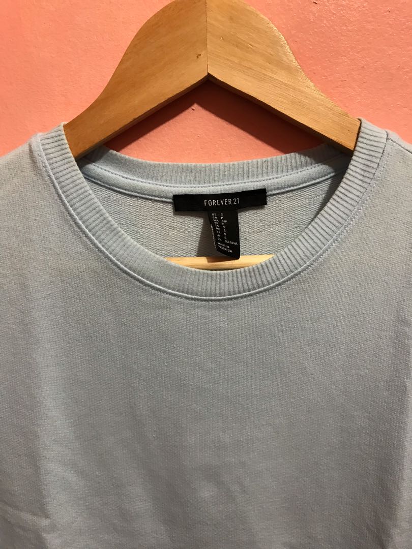 Boxy top, Women's Fashion, Tops, Others Tops on Carousell