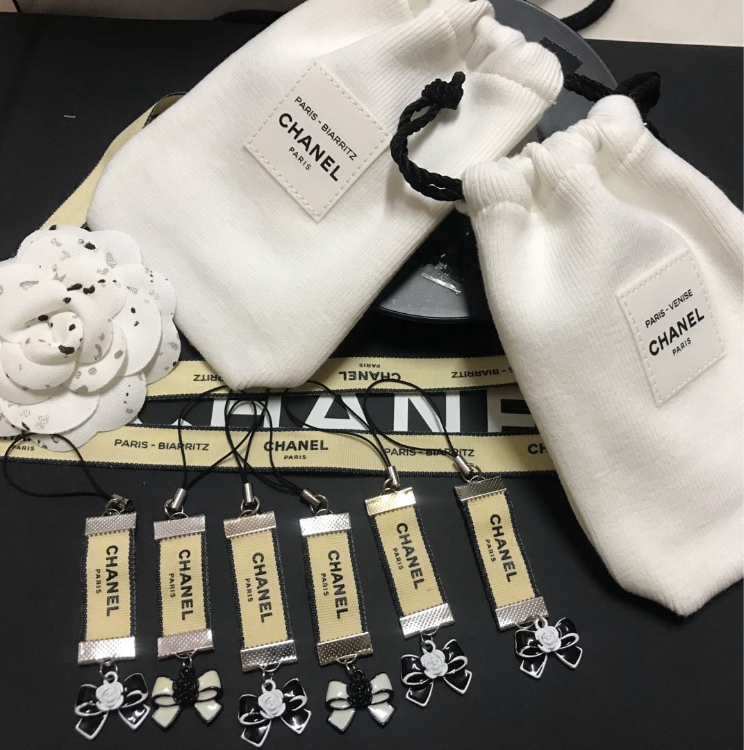 Chanel ribbon diy Keychain, Luxury, Accessories on Carousell