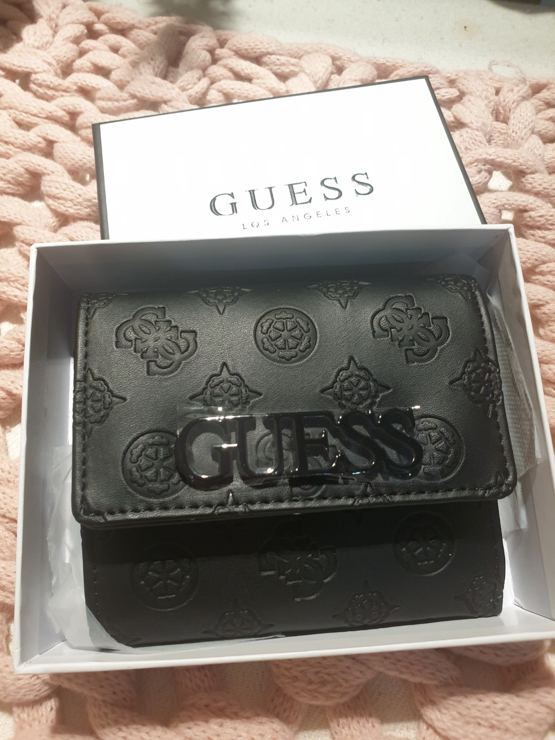 Guess Wallet, Women's Fashion, Bags & Wallets, Wallets & Card Holders ...