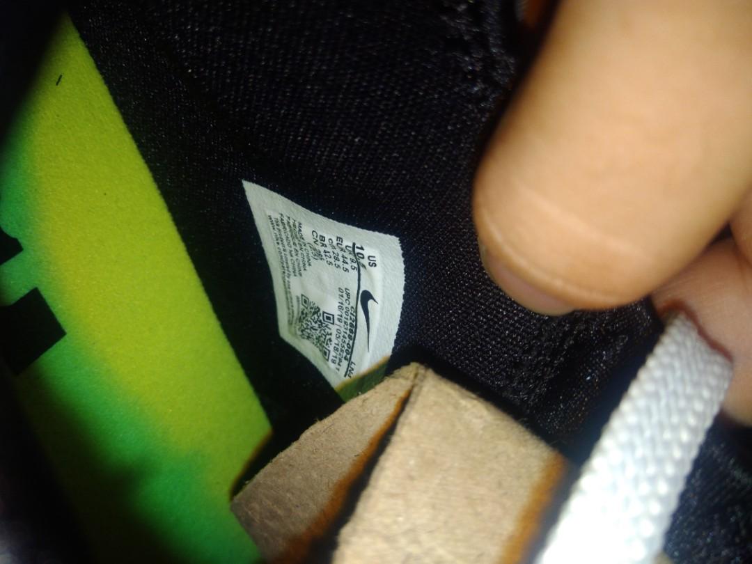 Lebron 16 low "Black Python", Men's Fashion, Footwear, Sneakers on ...