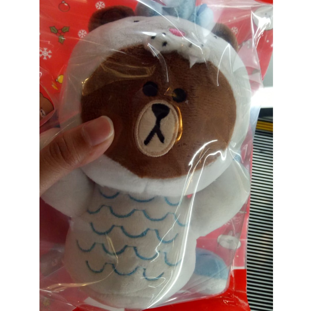 LINE FRIENDS WORLD TOUR Brown Singapore merlion Capitaland with ...