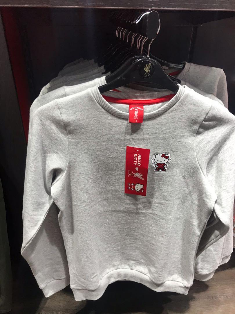Liverpool hello kitty lfc, 運動產品, 其他運動配件 - Carousell