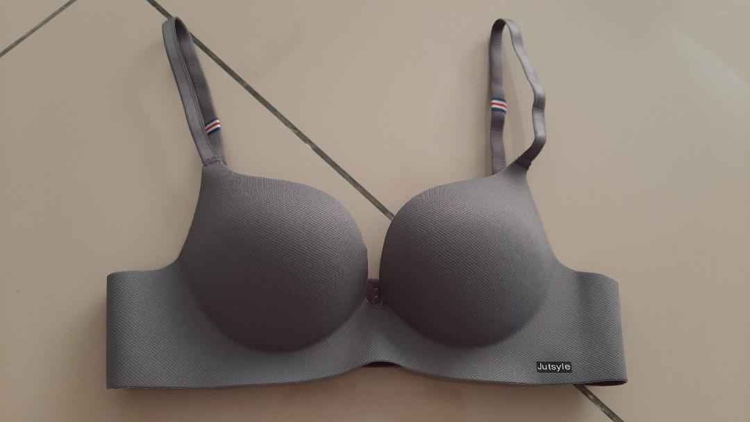 New T Shirt Bra, Women's Fashion, Tops, Longsleeves on Carousell