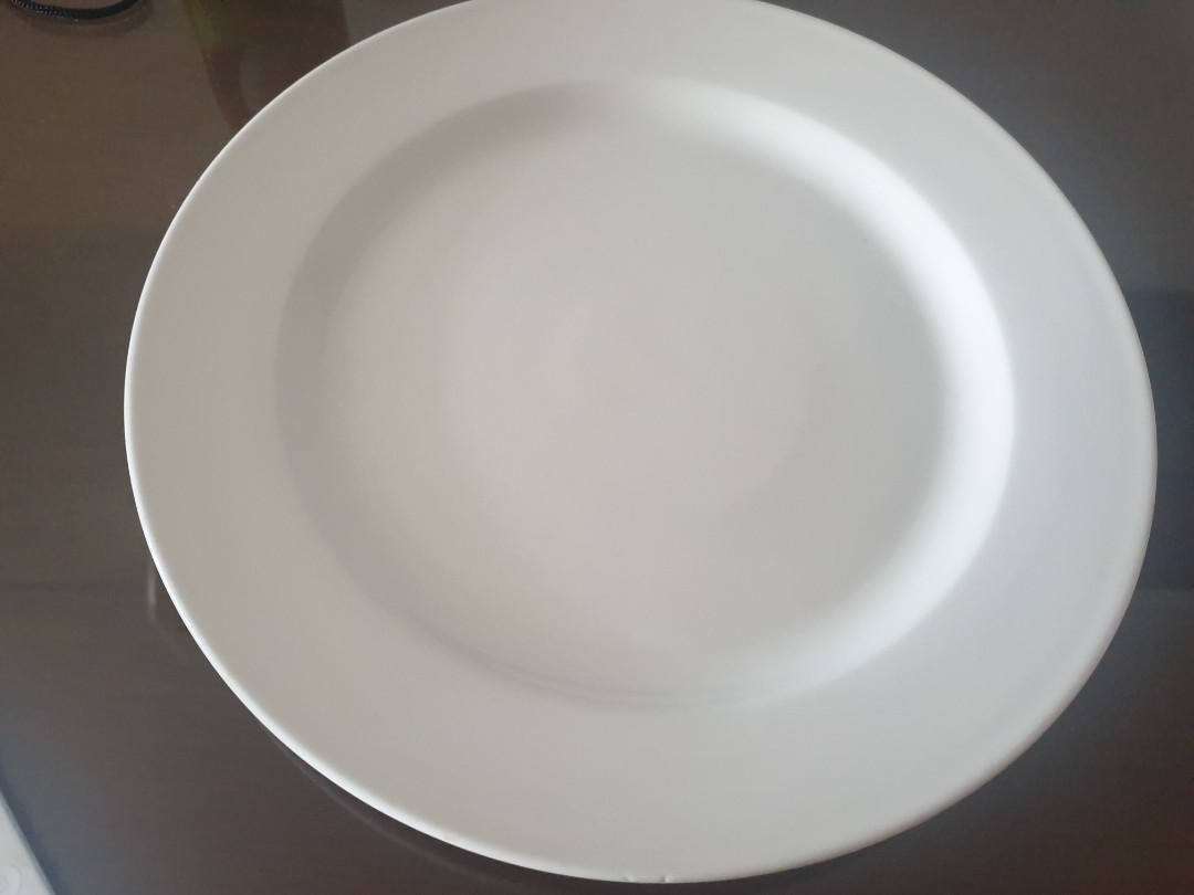 Cerabon Essential plates, Furniture & Home Living, Kitchenware ...
