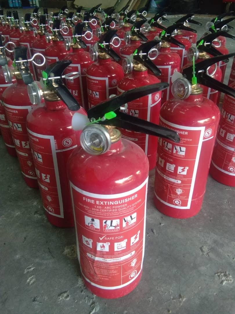 1kg powder fire extinguisher +triangle signage, Auto Accessories on ... 1kg powder fire extinguisher +triangle signage, Auto Accessories on ...