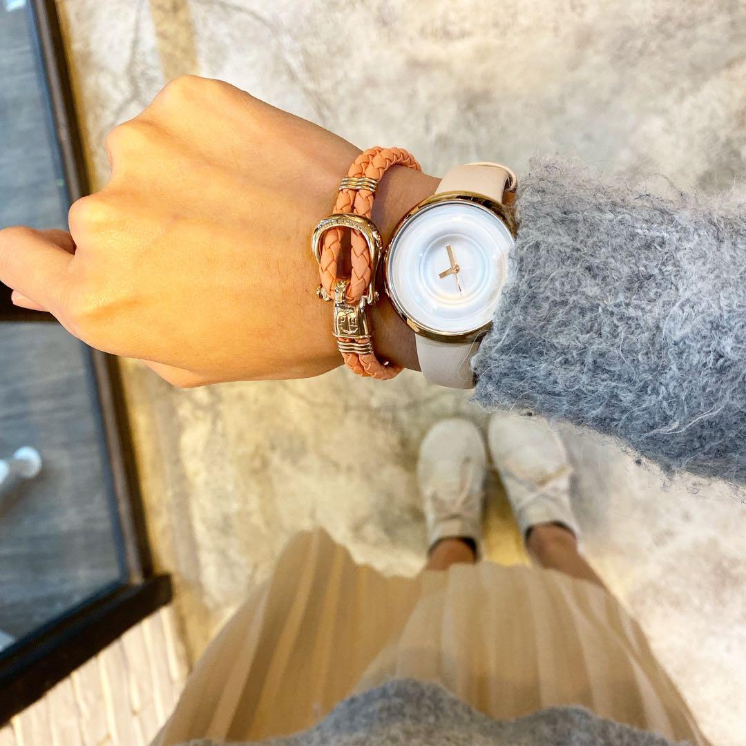 全新行貨 設有門市 Tacs Little Drop Watch 手錶 皮錶, 女裝, 飾物及配件, 鑽飾 - Carousell