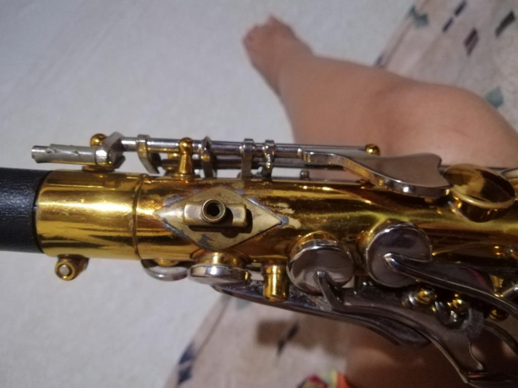 Conn 20M Alto Saxophone, Hobbies & Toys, Music & Media, Musical ...