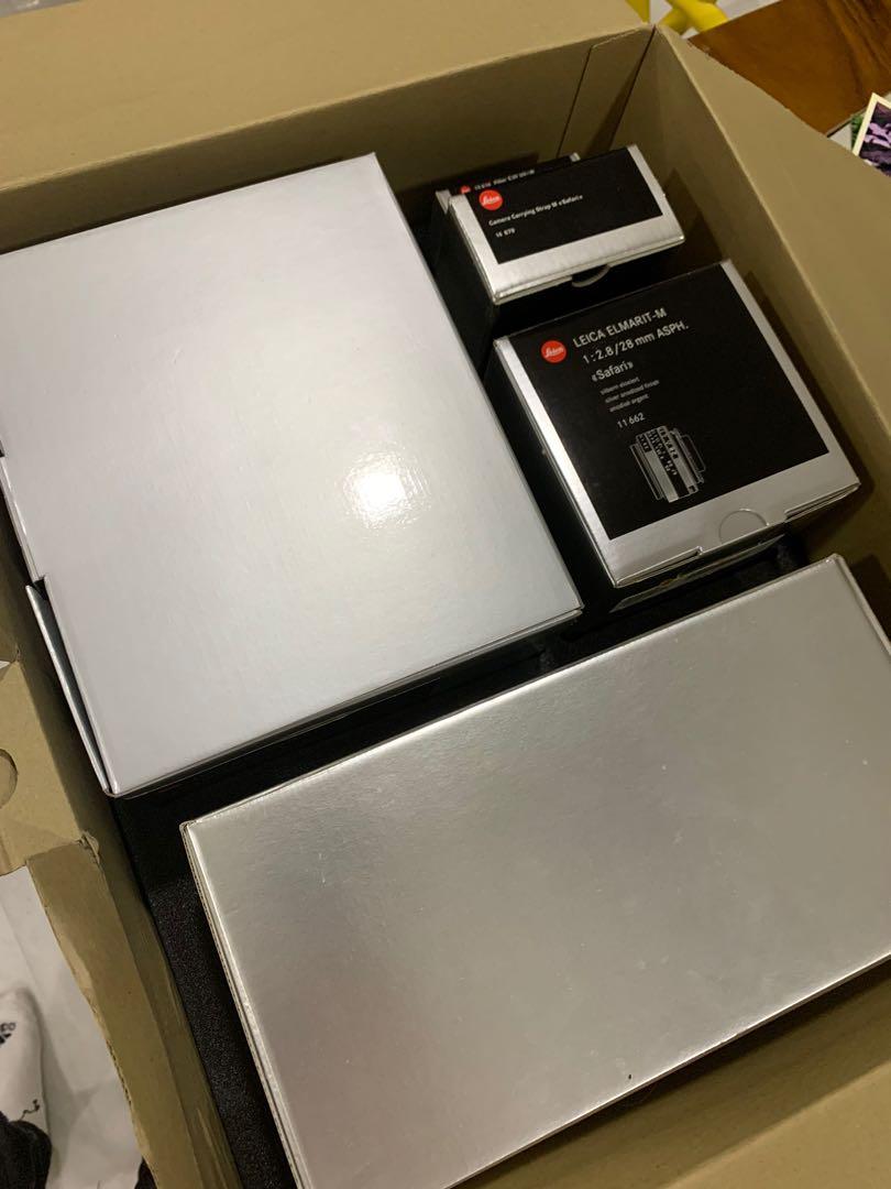 Leica M8.2 Safari Edition Full Kit, Photography, Lens & Kits on Carousell