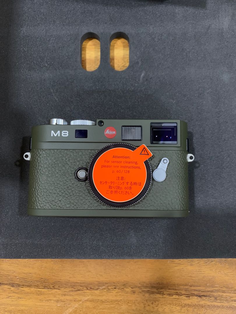 Leica M8.2 Safari Edition Full Kit, Photography, Lens & Kits on Carousell