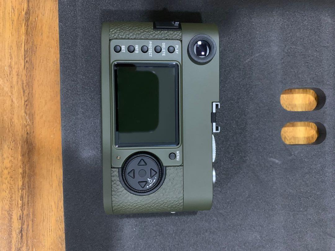 Leica M8.2 Safari Edition Full Kit, Photography, Lens & Kits on Carousell