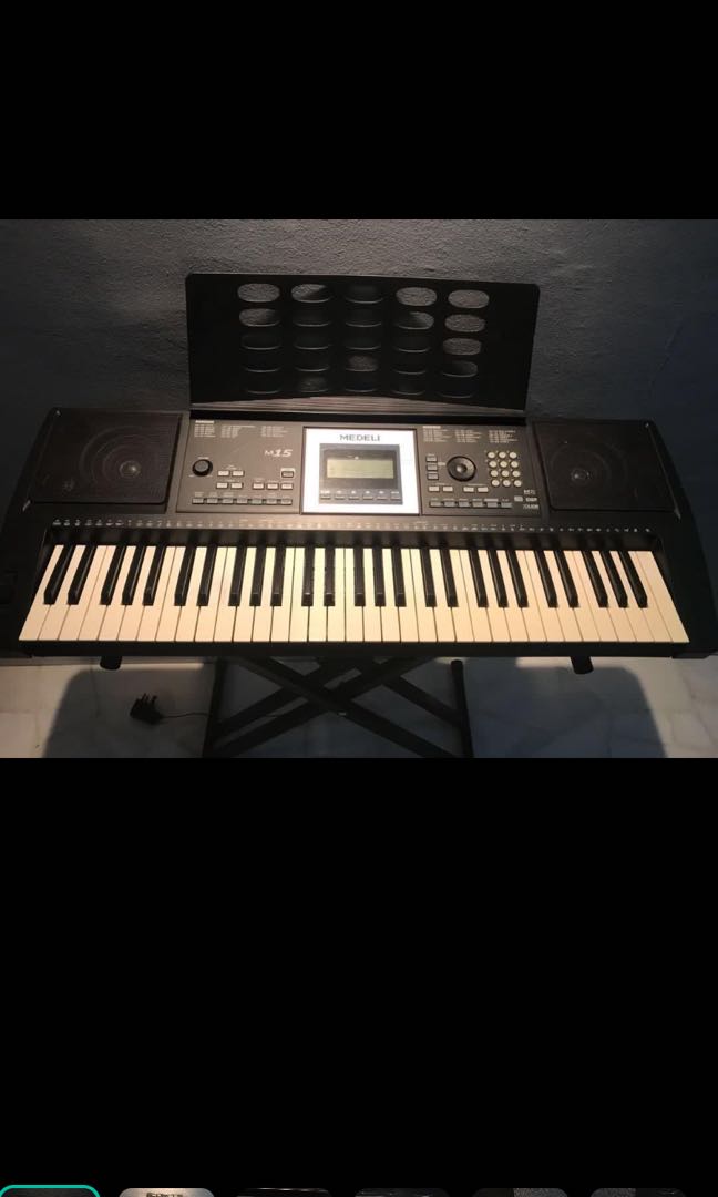 Medeli M15 digital keyboard, Hobbies & Toys, Music & Media, Musical ...