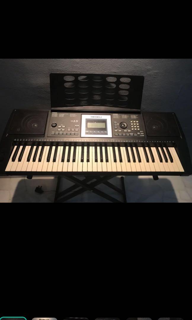 Medeli M15 digital keyboard, Hobbies & Toys, Music & Media, Musical ...