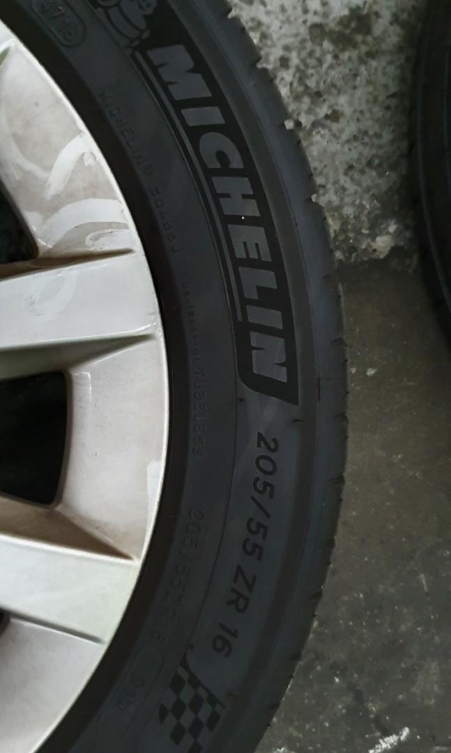 Michelle PS4 less than barely 5 month, Car Accessories, Tyres & Rims on ...