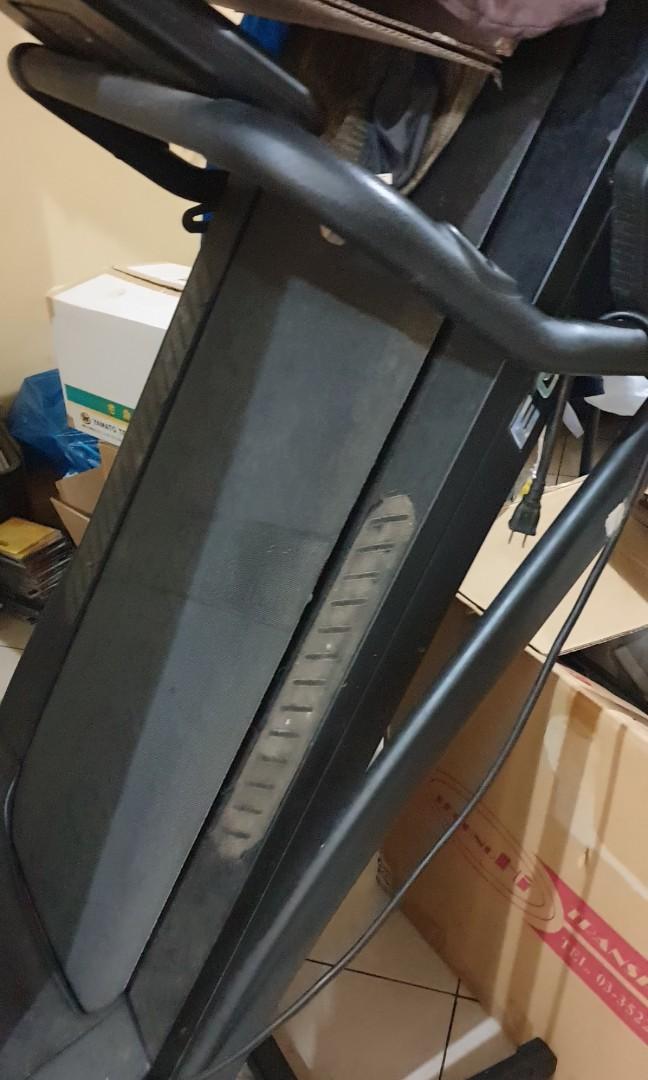 Motorized Treadmill .5 HP (SPIRIT EGS) & Slam Man, Sports Equipment ...