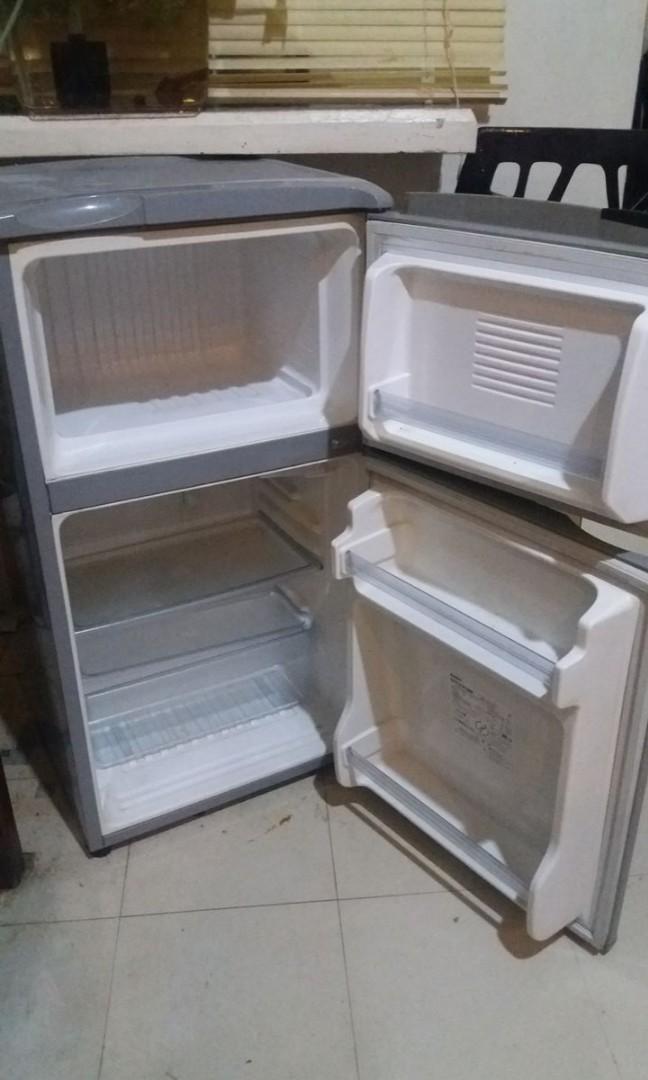 Refrigerator Sanyo SR-9A (2 door), TV & Home Appliances, Kitchen ...