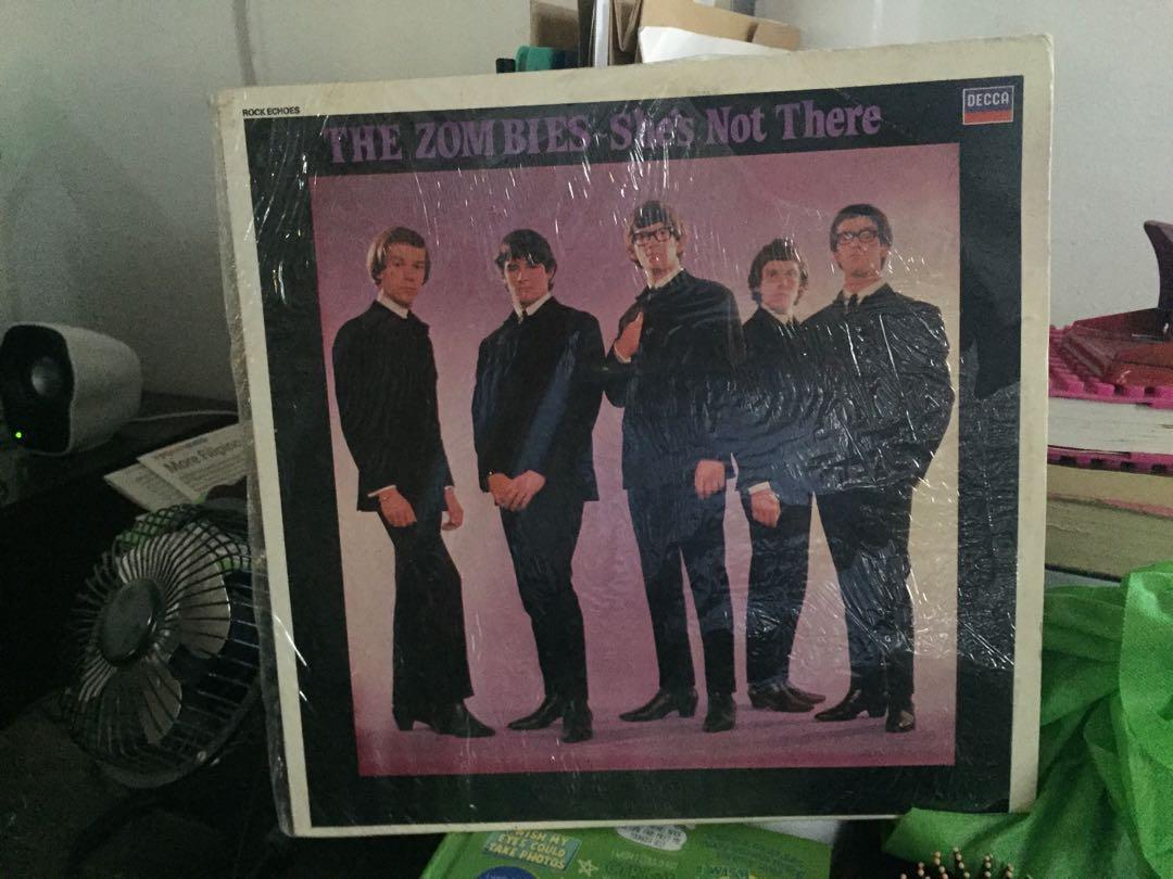 The Zombies Vinyl, Hobbies & Toys, Music & Media, Vinyls on Carousell