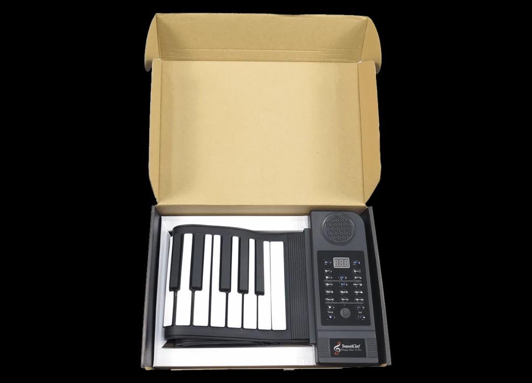 WTS: TravelClef 61 key Flexi-piano Starter Kit, Hobbies & Toys, Music ...