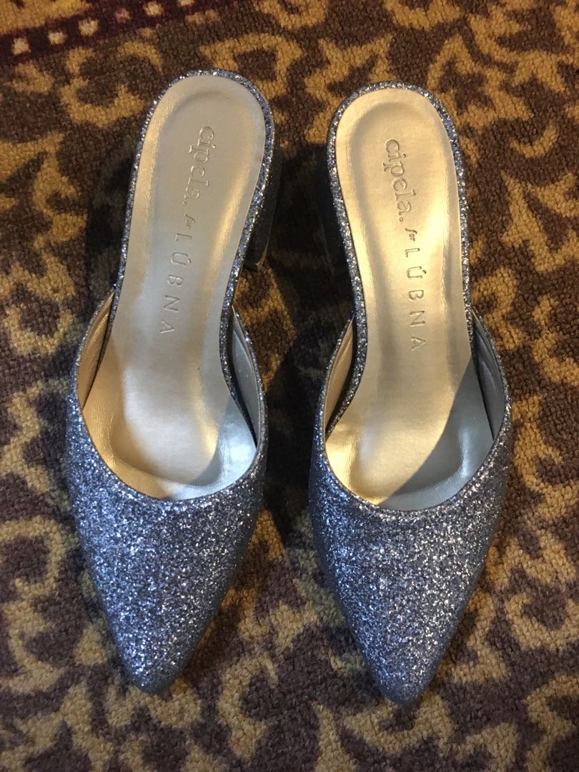 Silver Glitter Heels, Women's Fashion, Footwear, Heels on Carousell