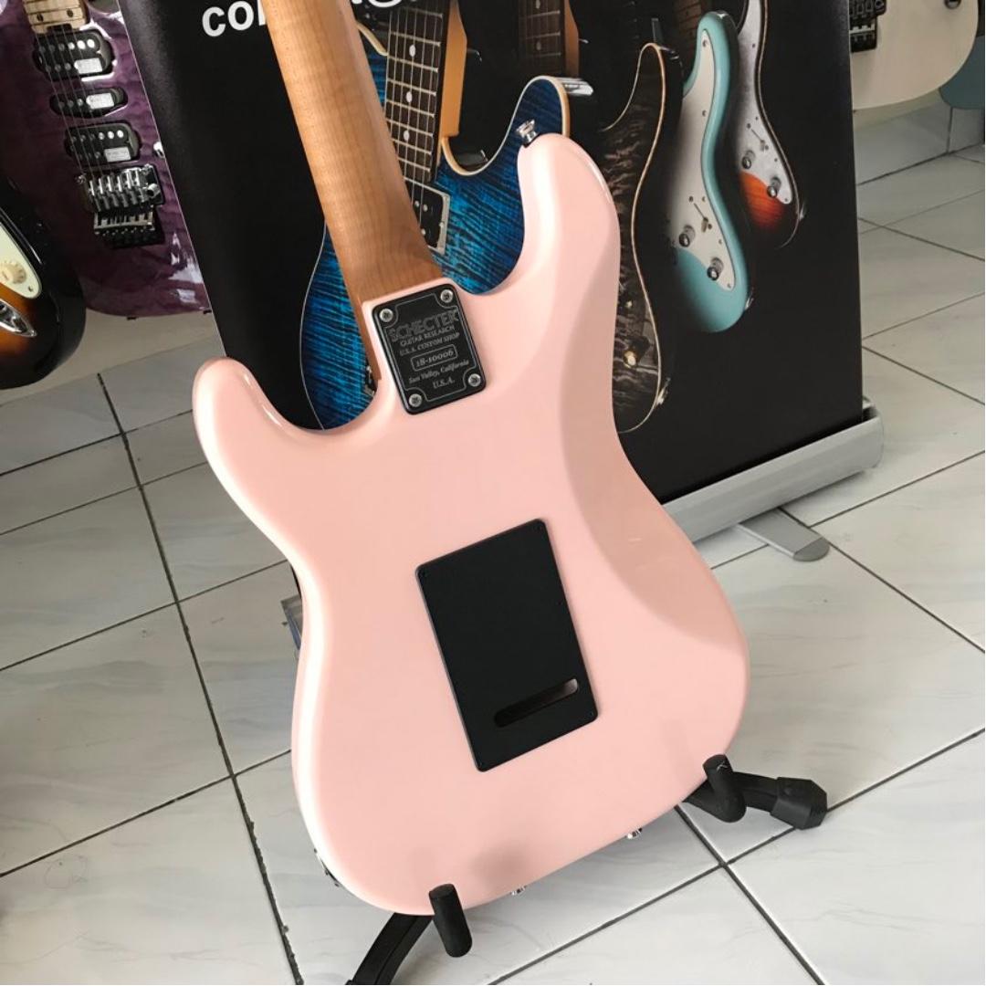 BRAND NEW SCHECTER USA CUSTOM SHOP TRADITIONAL HSS SHELL PINK, Hobbies ...